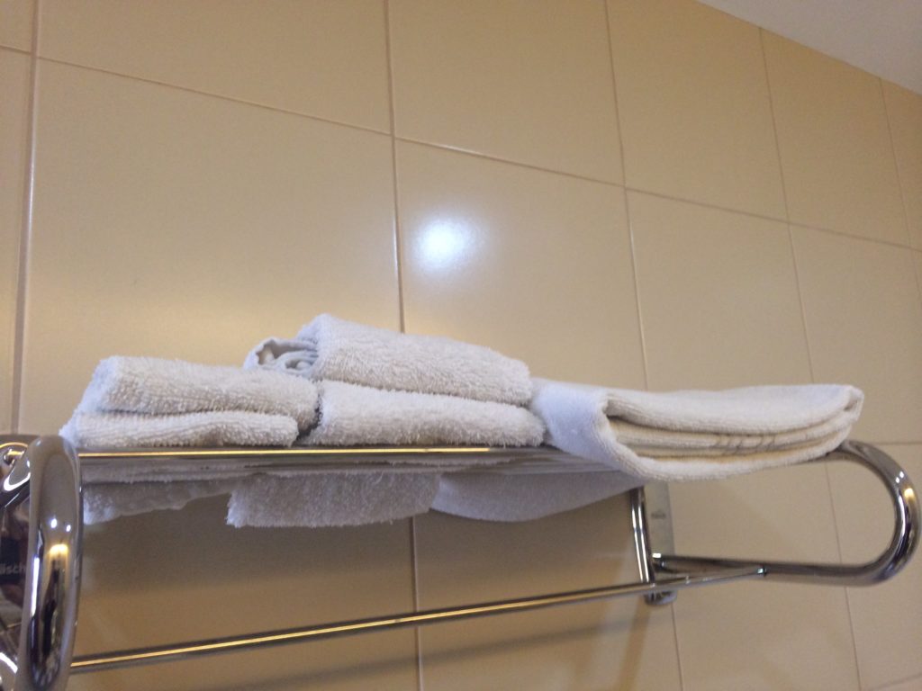 2018年初頭に宿泊した950 コンドテル (950 Condotel)のコスパとセキュリティがナカナカだった件 | タコ店長のアジア夜旅報告書